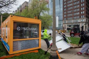 New Pop-Up Bank Branch Unique Approach to Customer Experience - The MSR ...